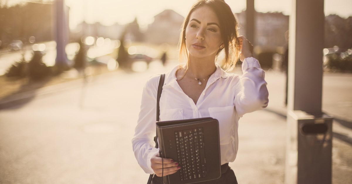 Inspo looks: Τι να φορέσεις αυτές τις ημέρες στο γραφείο;